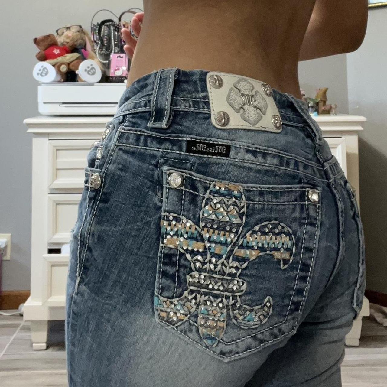 Super cute low rise miss me bootcut jeans Has some... - Depop