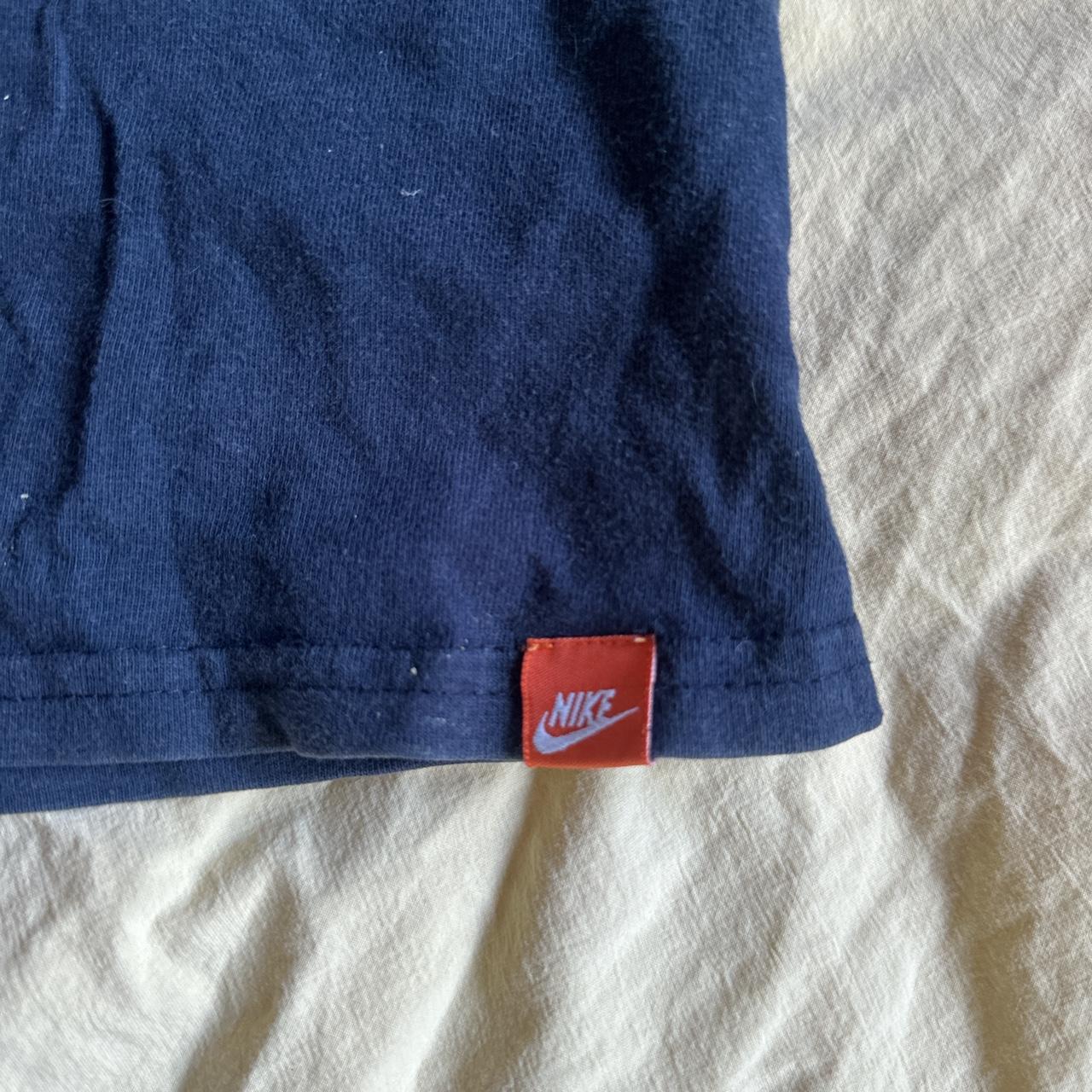 vintage nike top - Depop