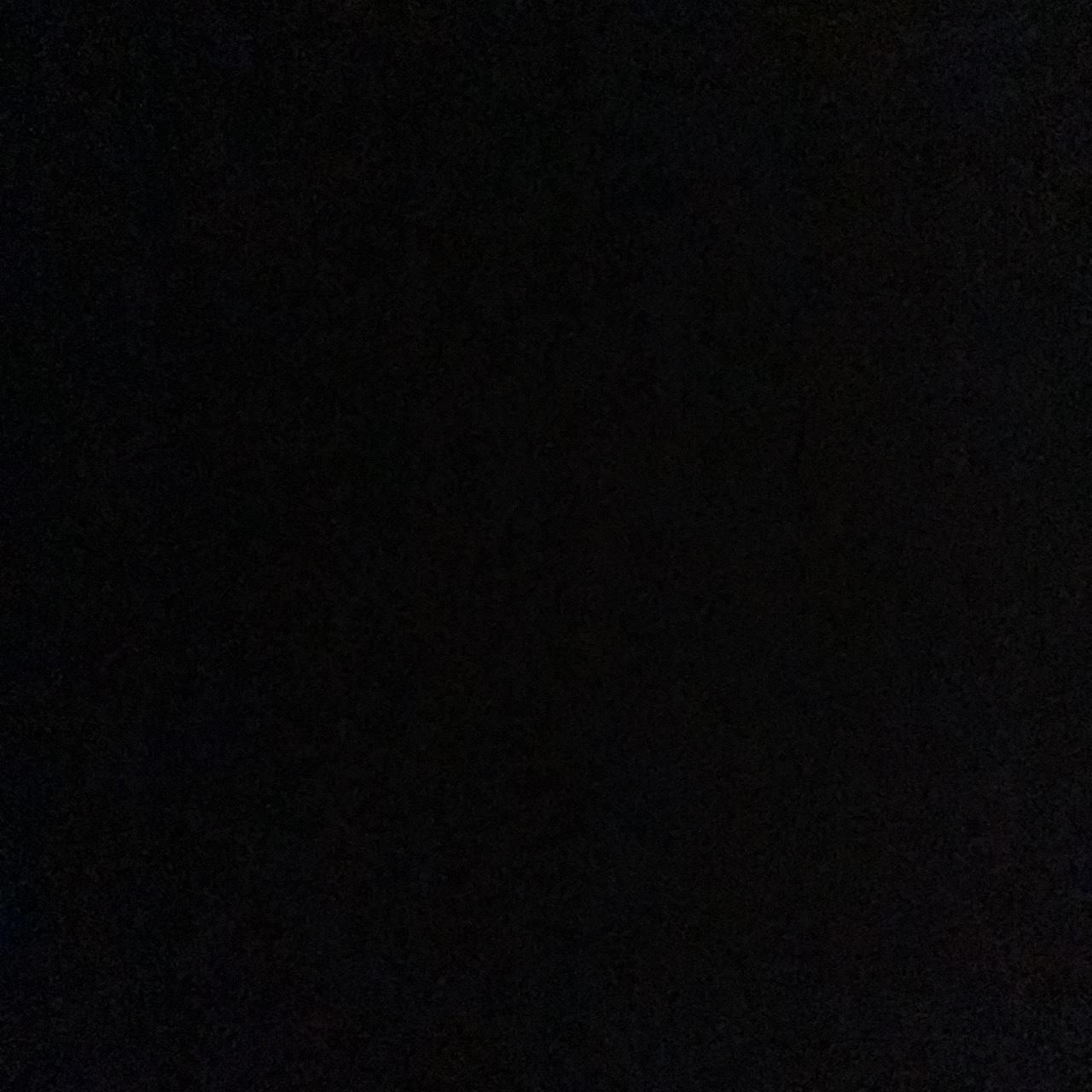 Vinny Mira table - Depop