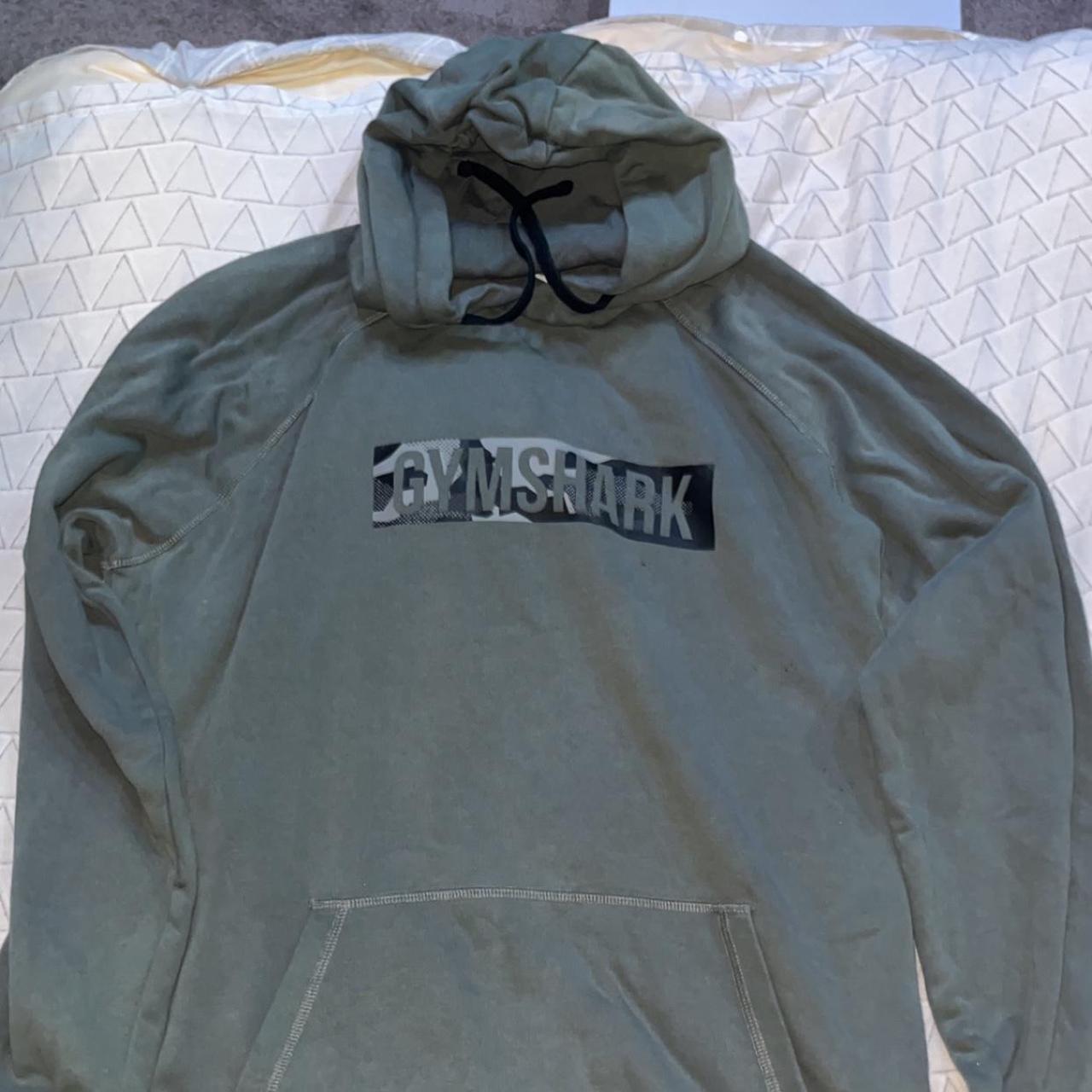 Gym shark jumper Size large Work handful of times... - Depop