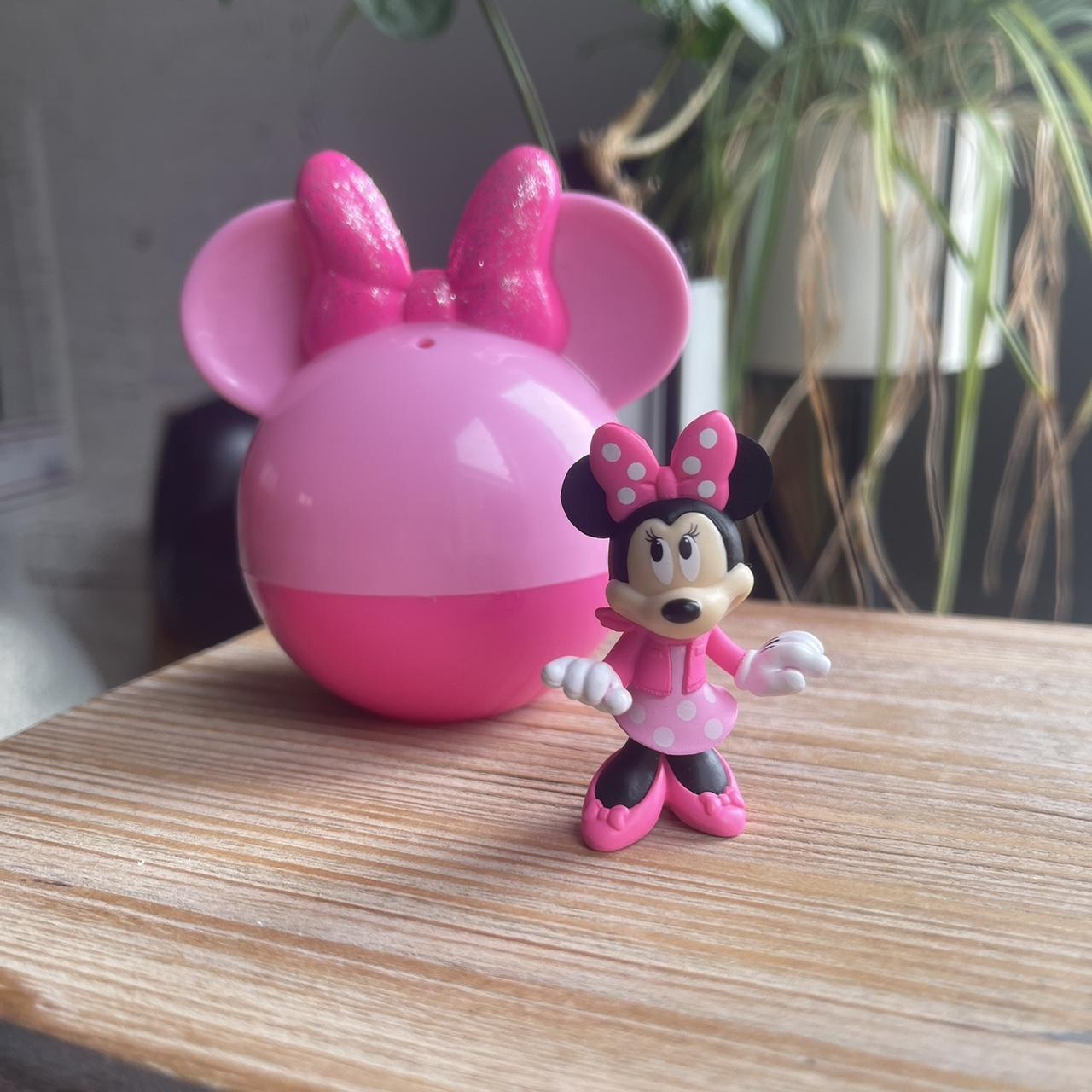 Minnie Mouse mystery figure