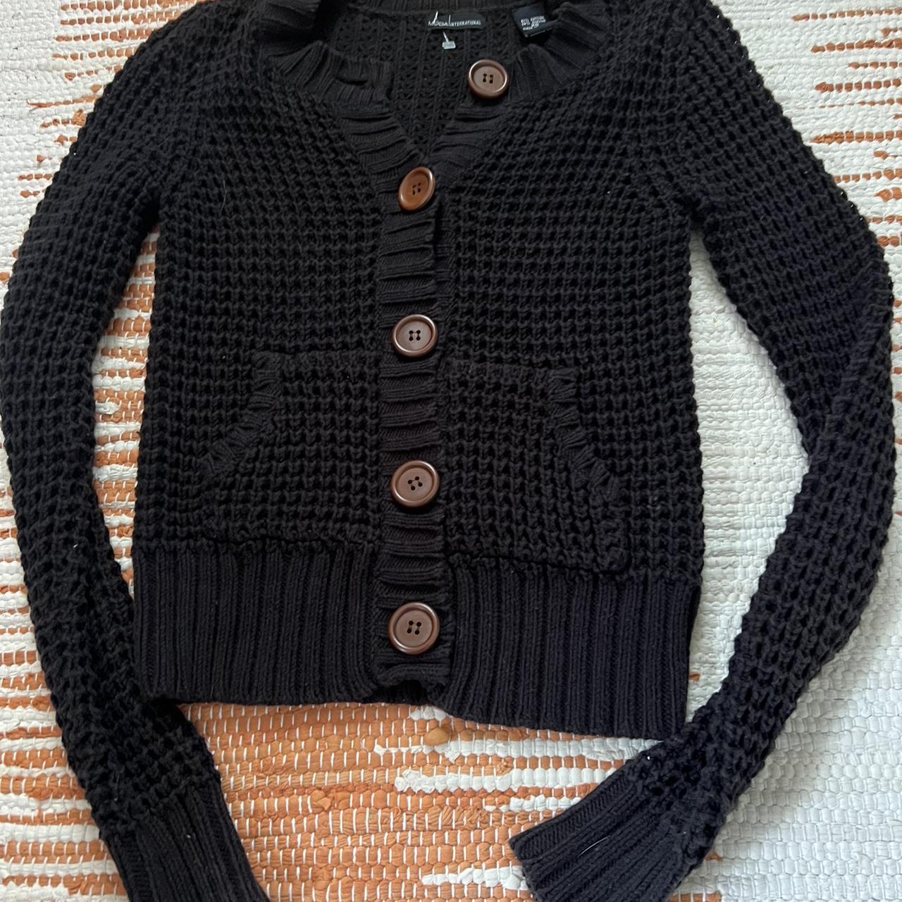 Moda international cropped cardigan #bellahadid... - Depop