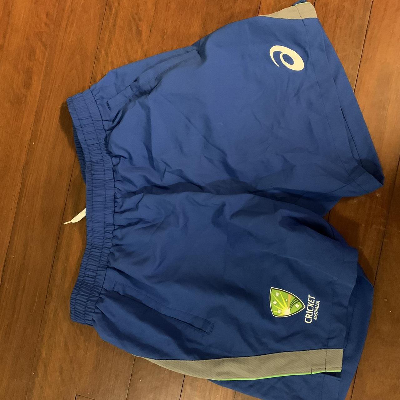 Brand new Aus cricket training shorts (XL) - Depop