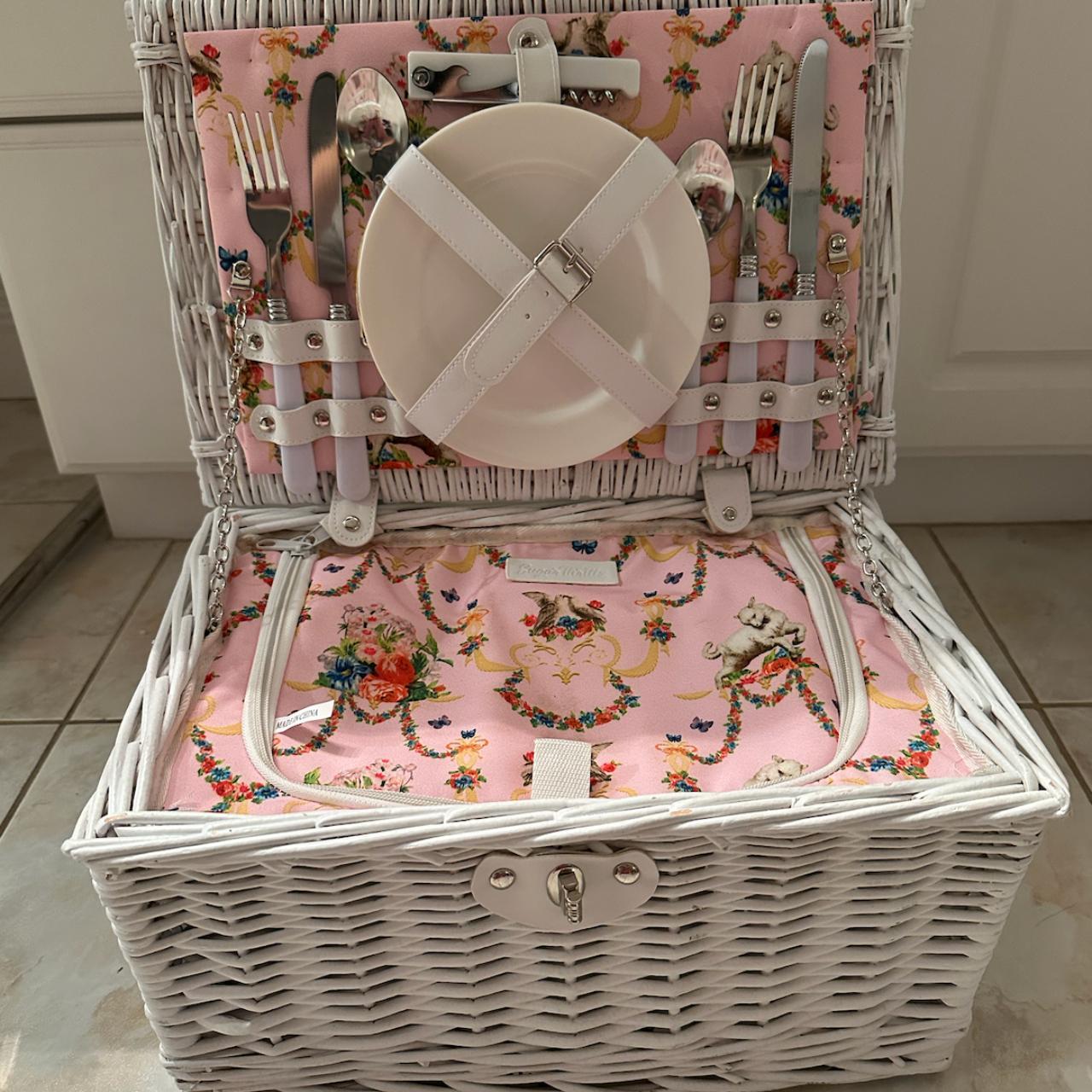 Dollskill Picnic Box - plates, utensils, wine... - Depop