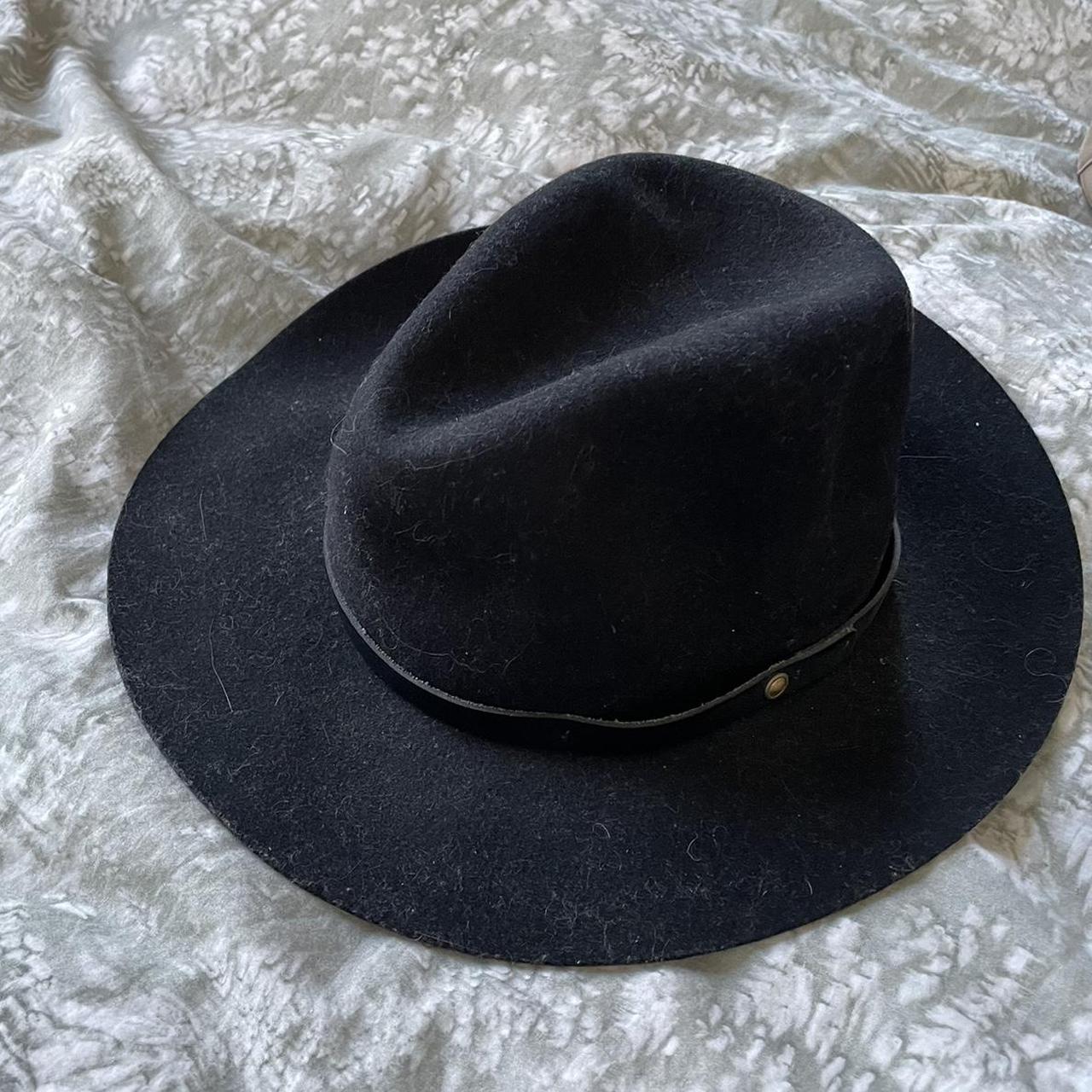 Rag & bone hat Great condition just needs a lint... - Depop