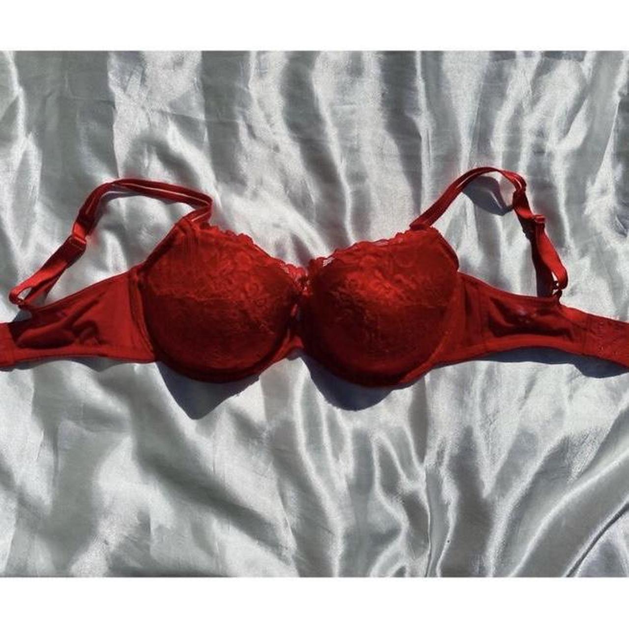 Kayser Lace Design Padded Bra In Red- Size 12E Great... - Depop