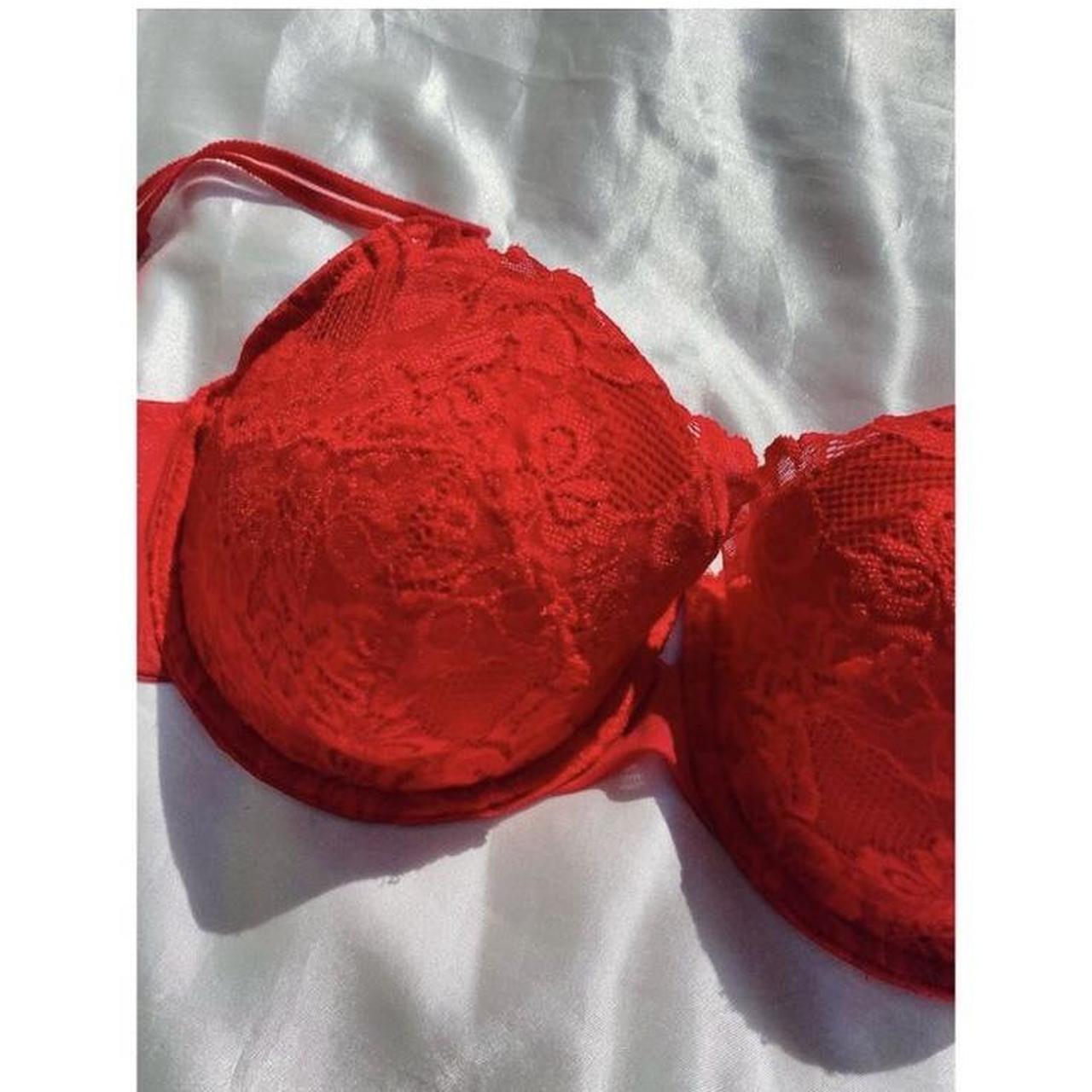 Kayser Lace Design Padded Bra In Red- Size 12E Great... - Depop