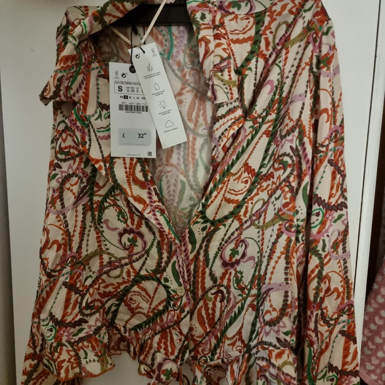 Zara multicolor collared paisley long sleeve front... - Depop