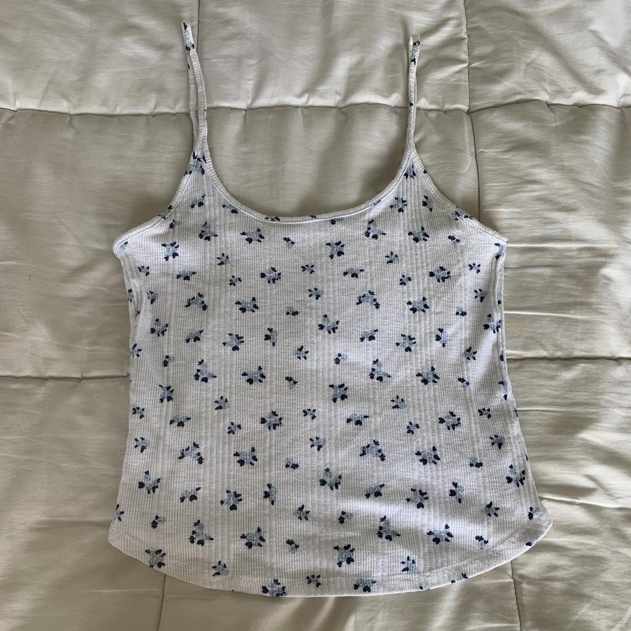 cute floral cami too loose on me to keep, would... - Depop