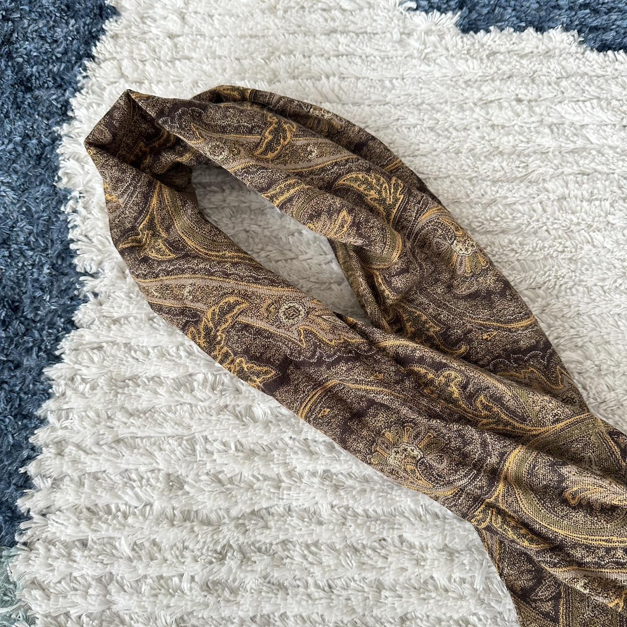 annie klein paisley scarf - Depop
