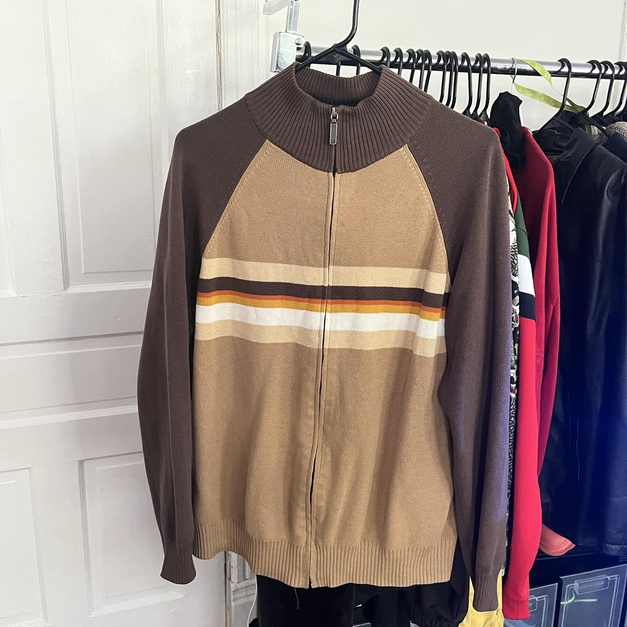 Fire nostalgic throwback! (FITTED) Excellent quality... - Depop