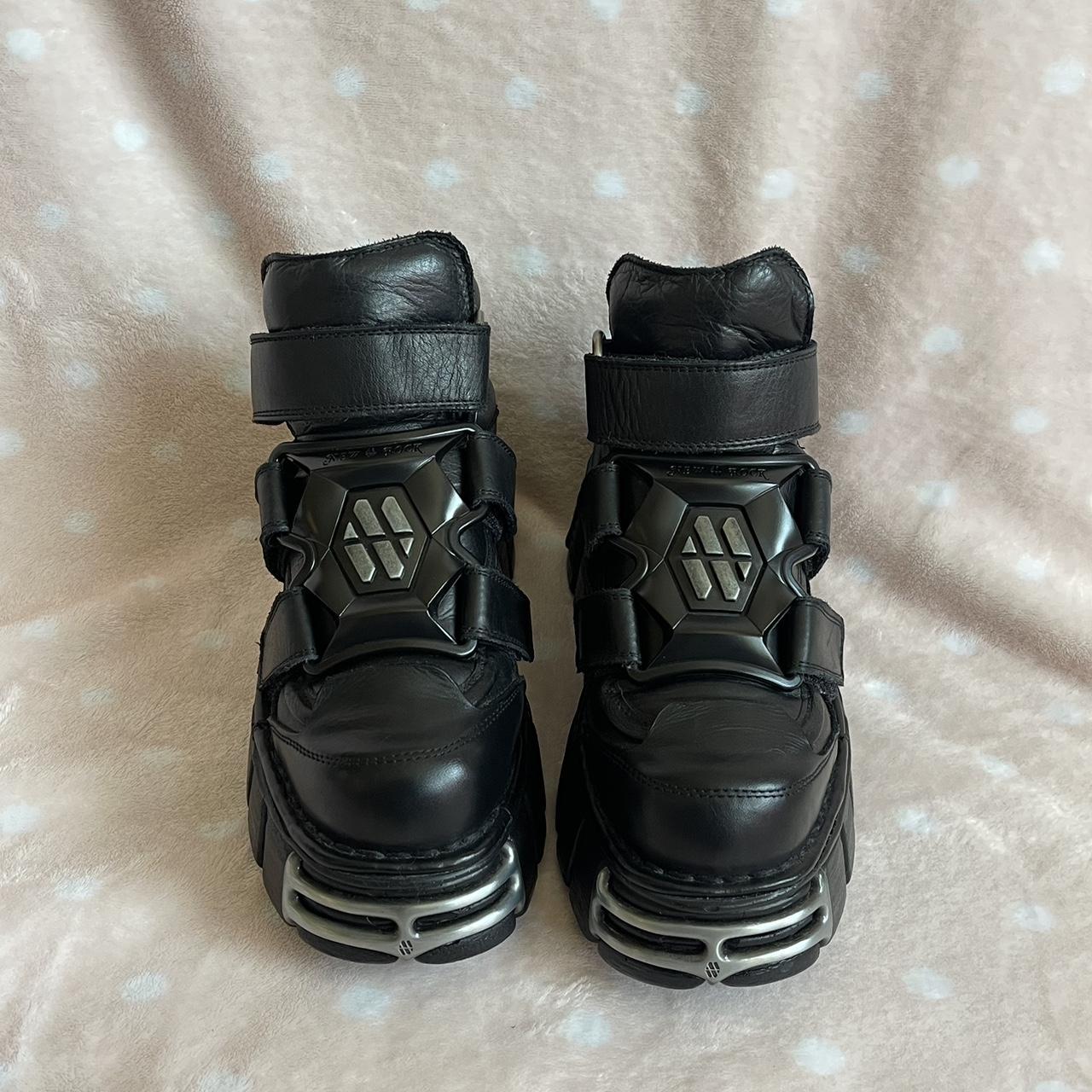 new rock tower m-285-s1 ankle boots in a size 38, in... - Depop