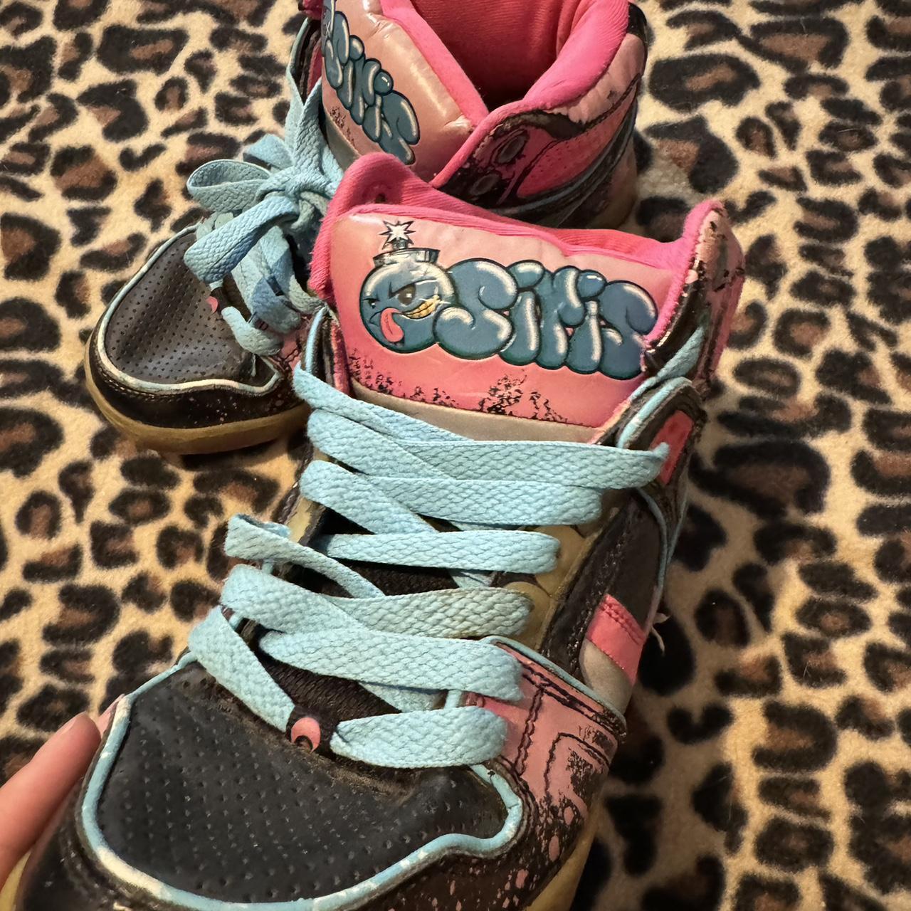 2000s Osiris pink and black sneakers #scene... - Depop