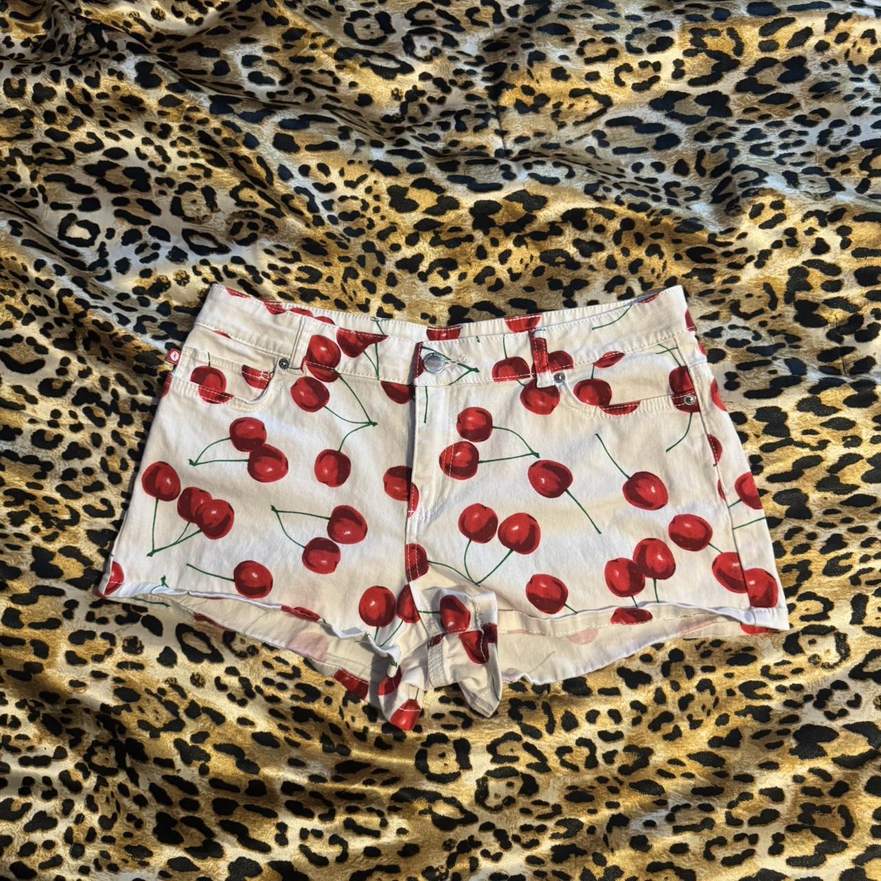 super cute marilyn monroe cherry shorts daisy dukes... - Depop
