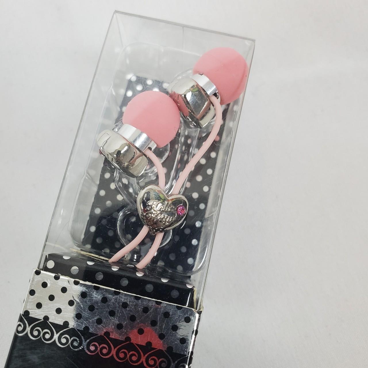Hello Kitty Pink earbuds New in box silver heart... - Depop