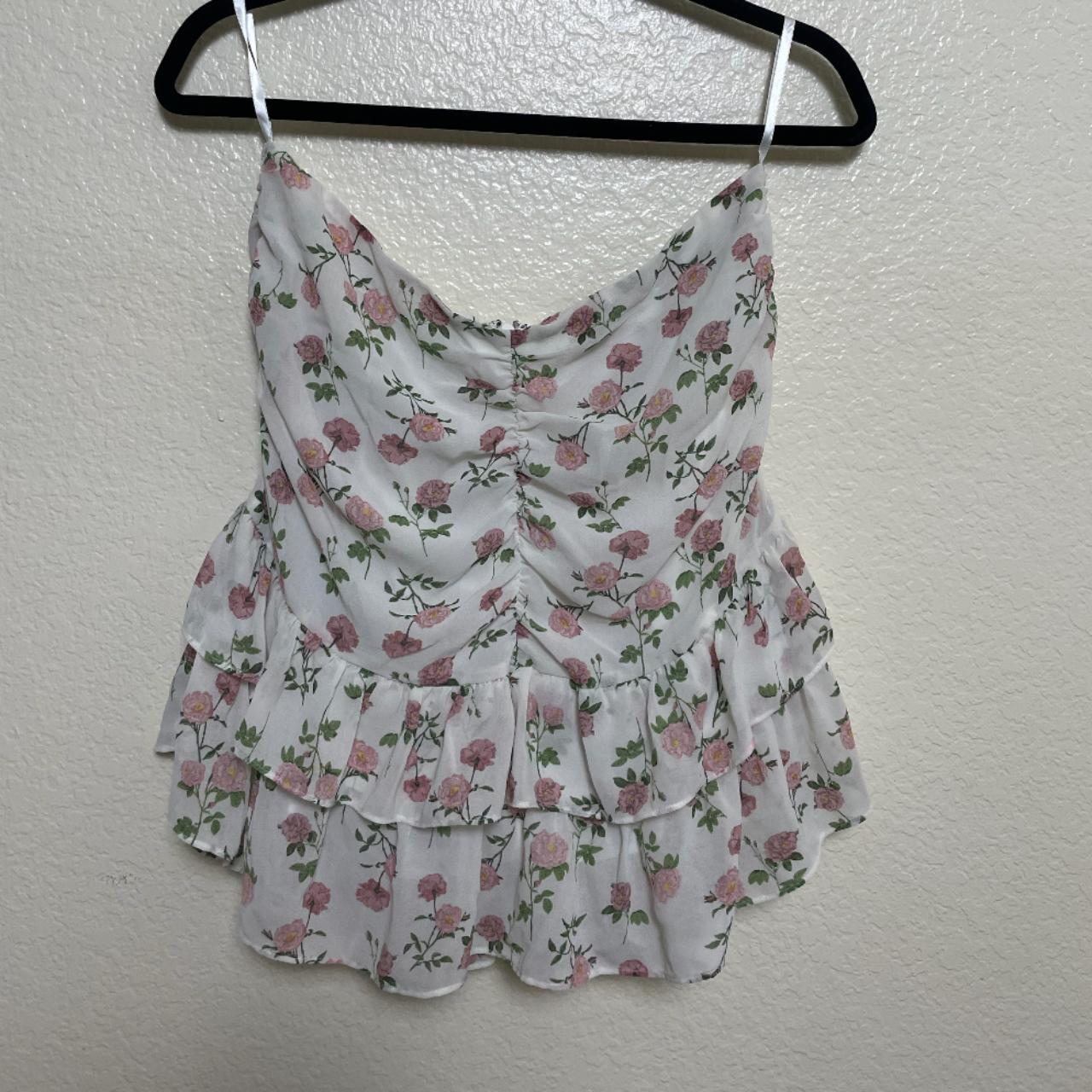 such a beautiful ruffle blouse that can be dressed... - Depop