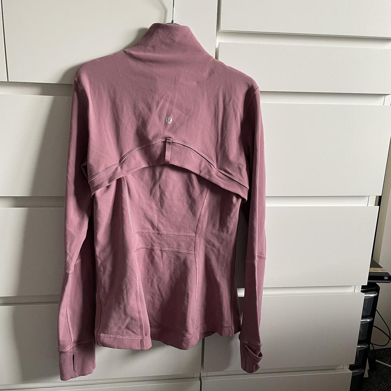 Lululemon dusty pink define jacket US 6 (best fit... - Depop