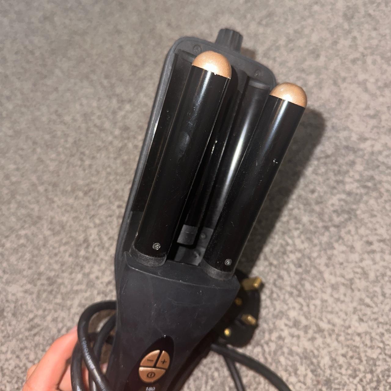 Mermaid hair waving tool Used once - Depop