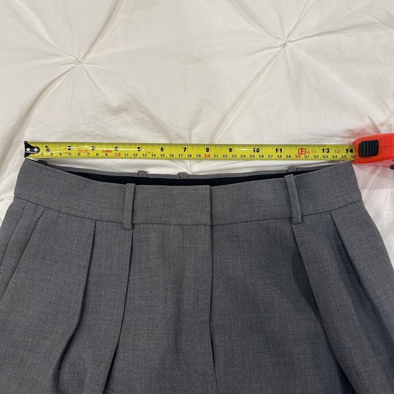 aritzia babatin revue pants size 6 super cute... - Depop