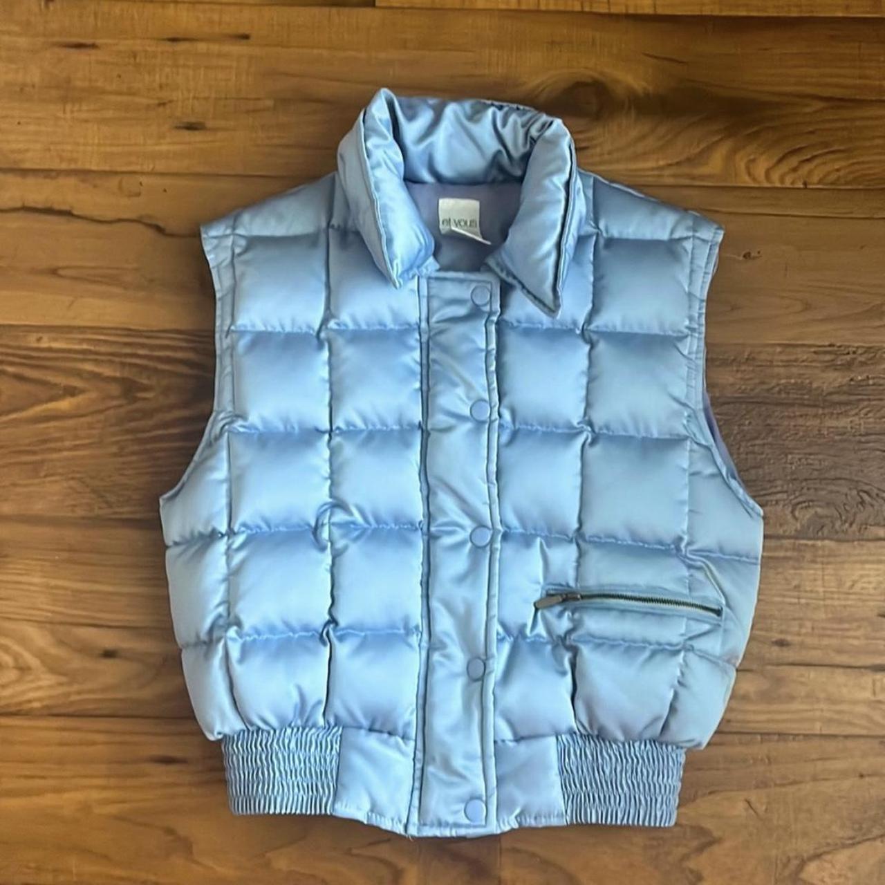 Vintage cropped puffer vest in a pretty pastel blue... - Depop