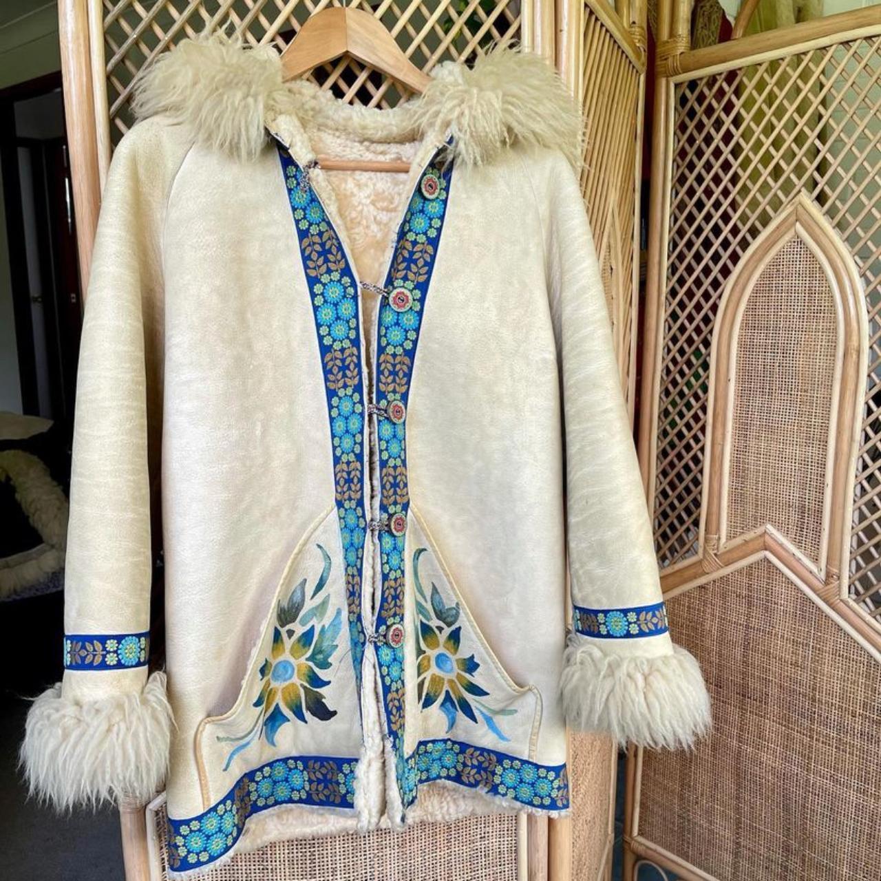 Beautiful one of a kind vintage sheepskin wool/penny... - Depop