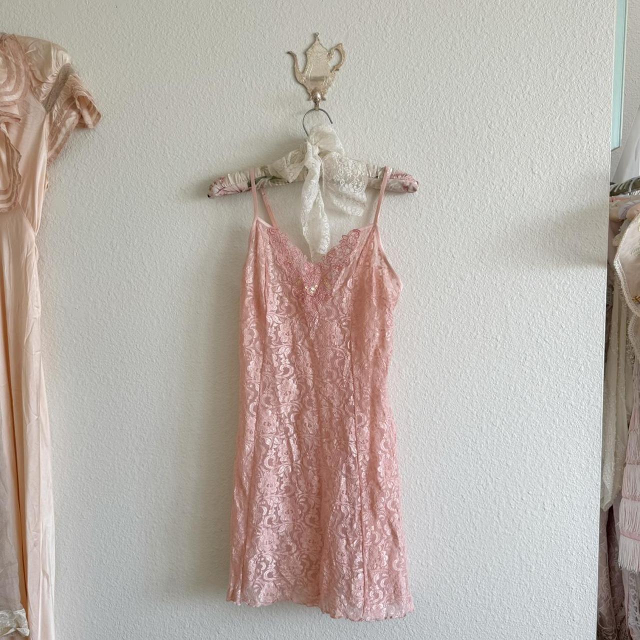 ⋅˚₊‧ ୨୧ ‧₊˚ ⋅ 🎀Vintage Lace Peachy Pink Pastel Slip... | Depop