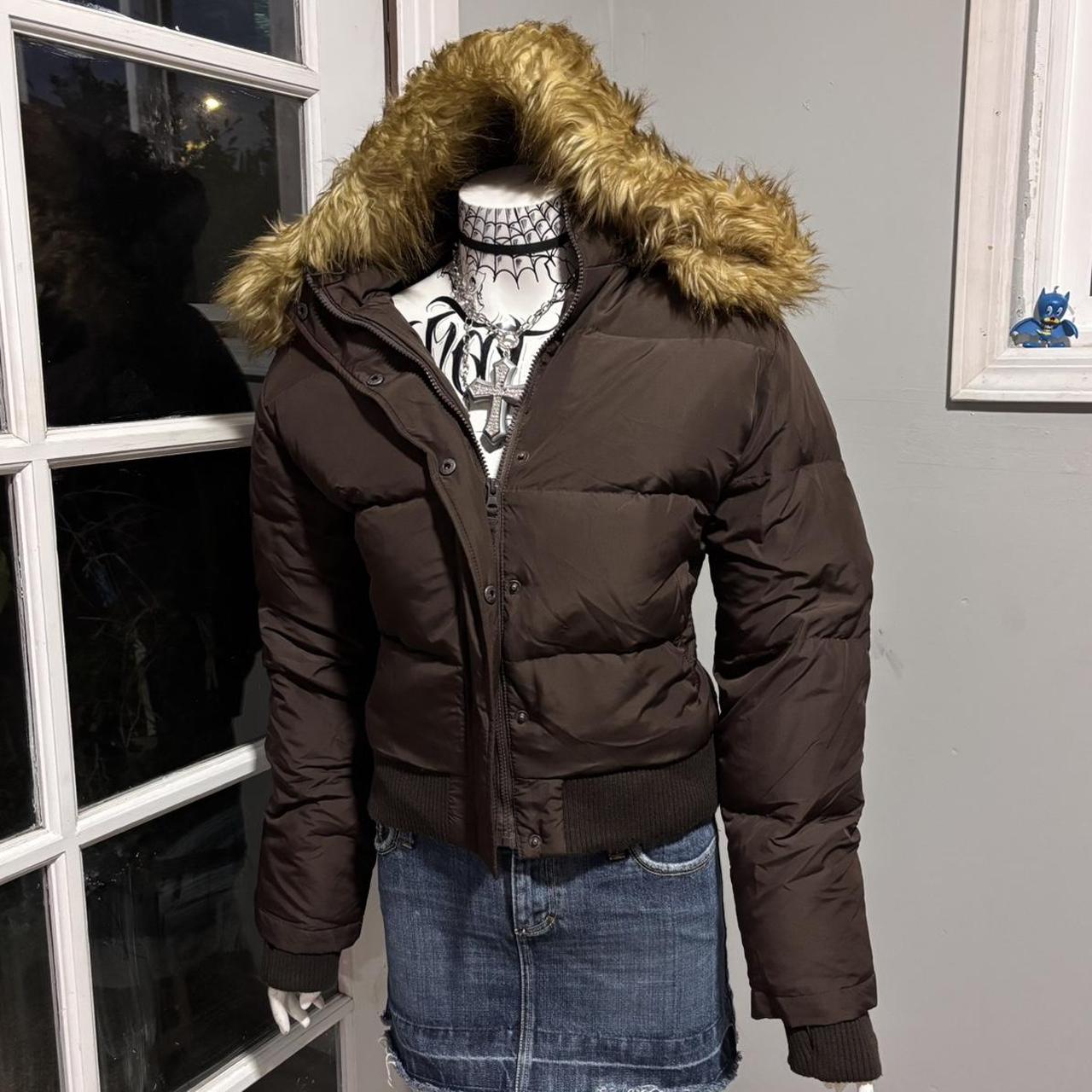 2000s cropped Brown puffer jacket with hood and fur... | Depop