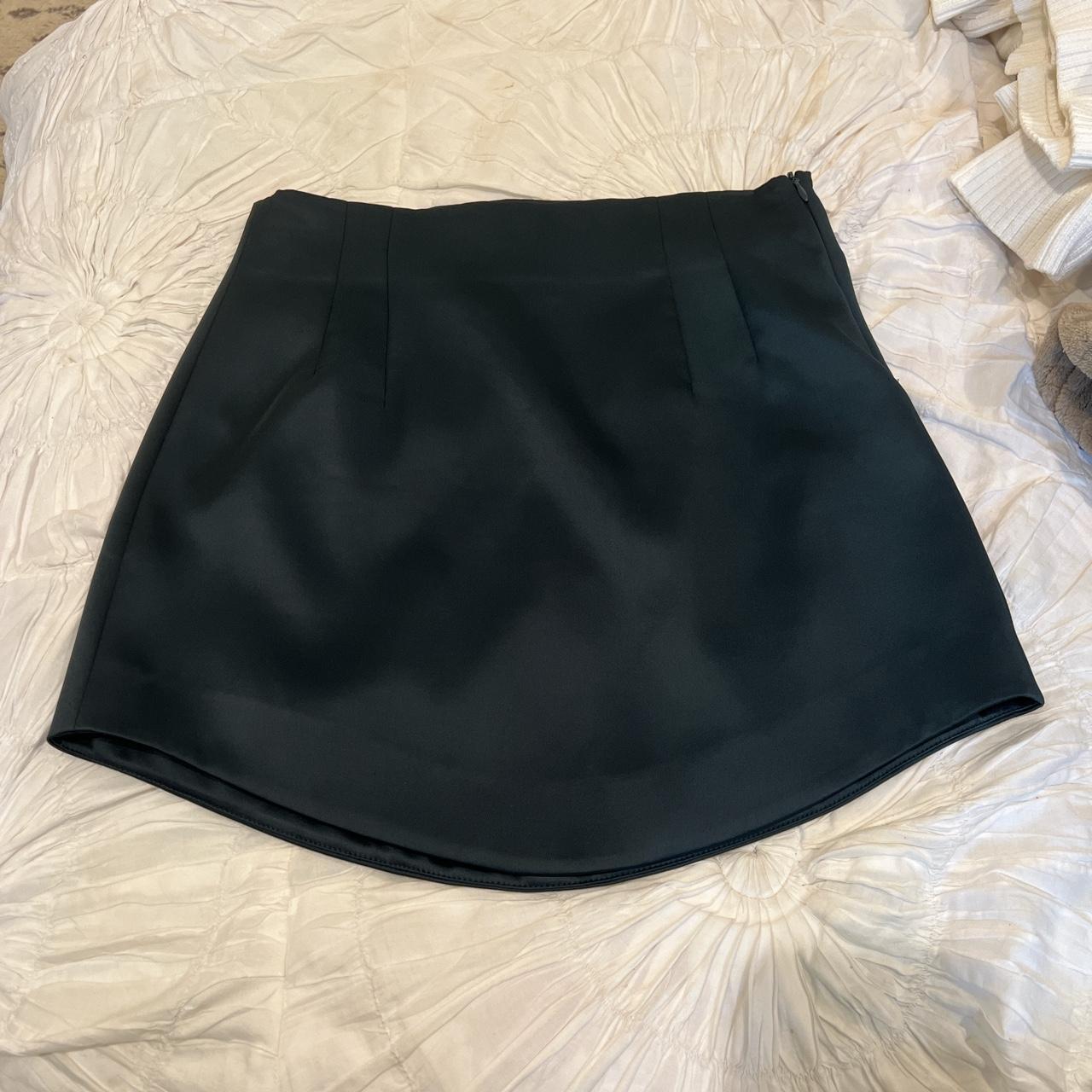 Zara mini forest green satin skirt Worn once, in... - Depop