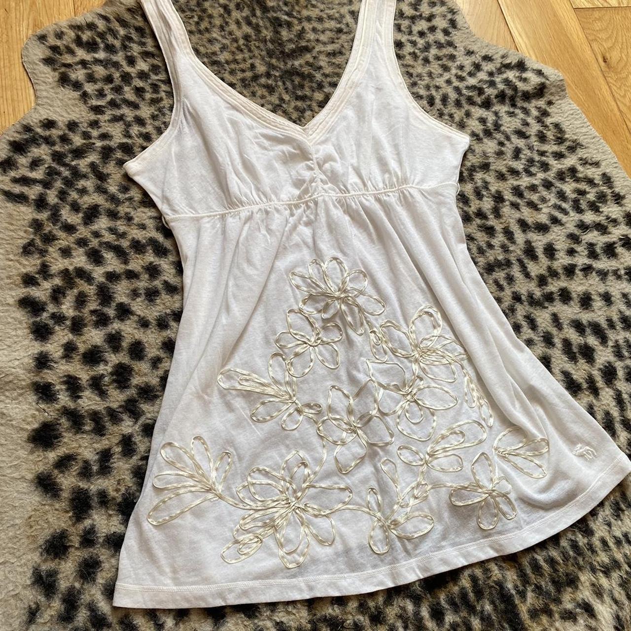 Vintage Abercrombie white flowy babydoll top with... - Depop
