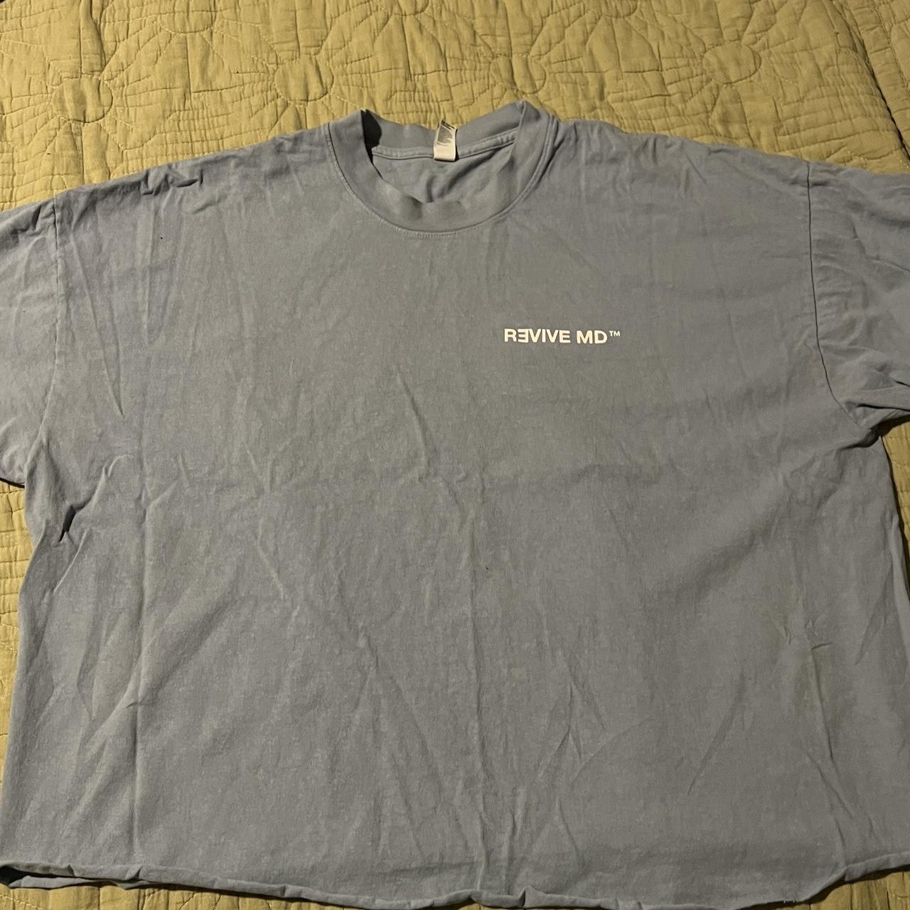 revive md shirt, waistline crop L - Depop