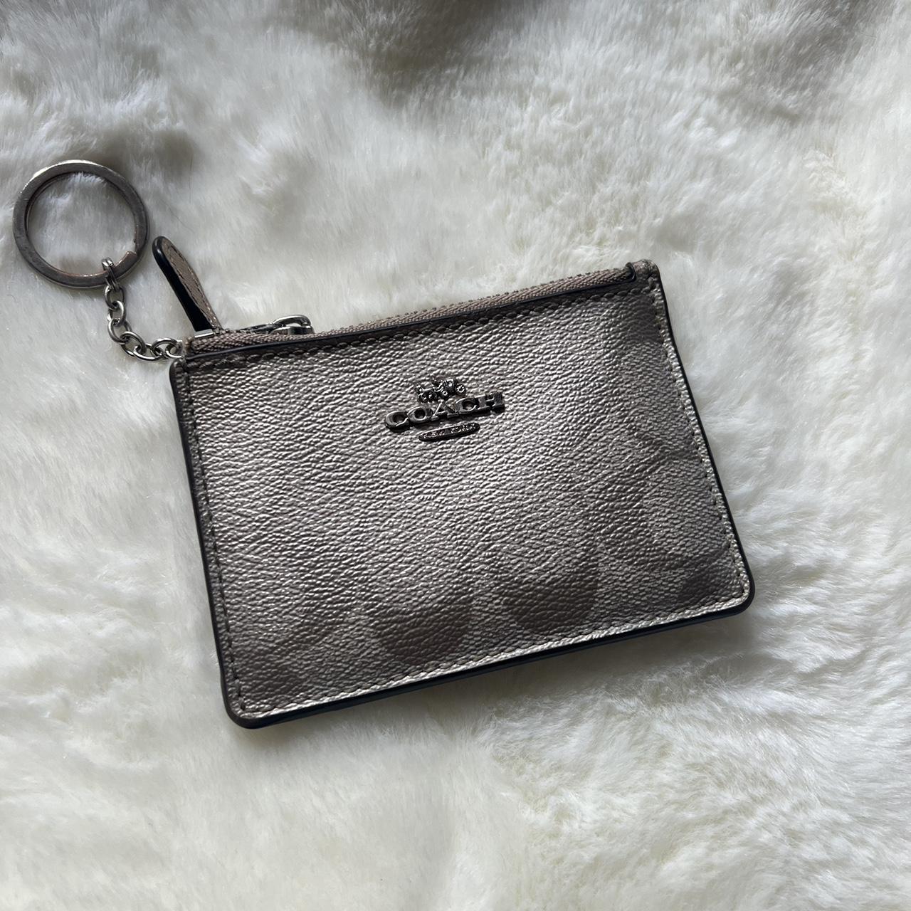 Small Coach coin purse - Depop