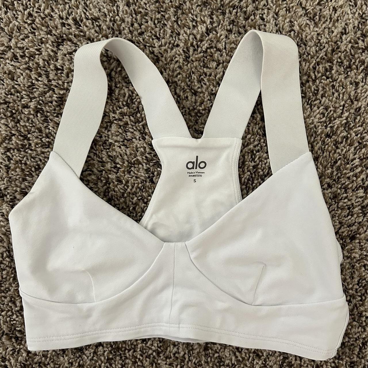 ALO Rev It Up Bra - good condition, pads not... - Depop