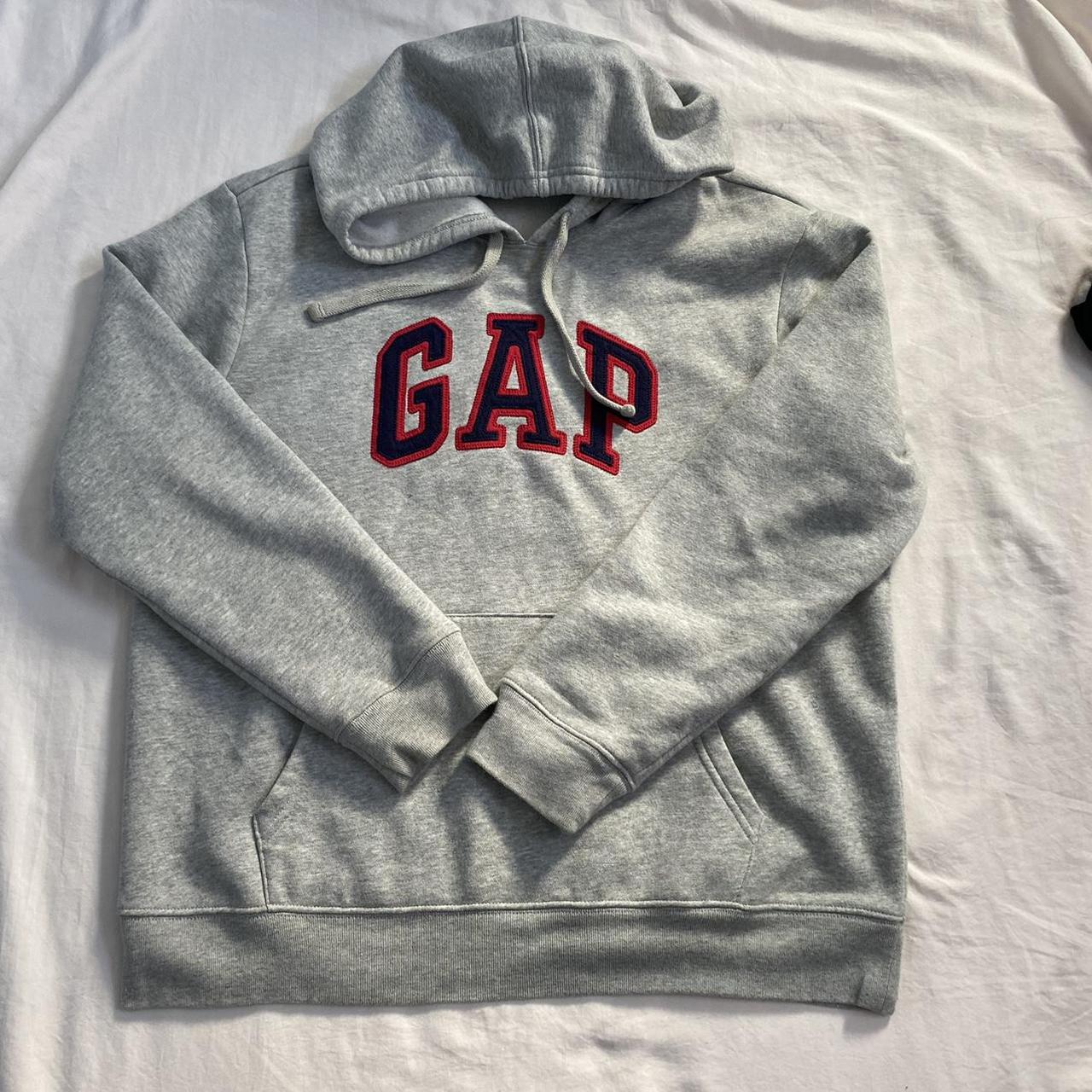 Large Grey GAP Hoodie - Depop