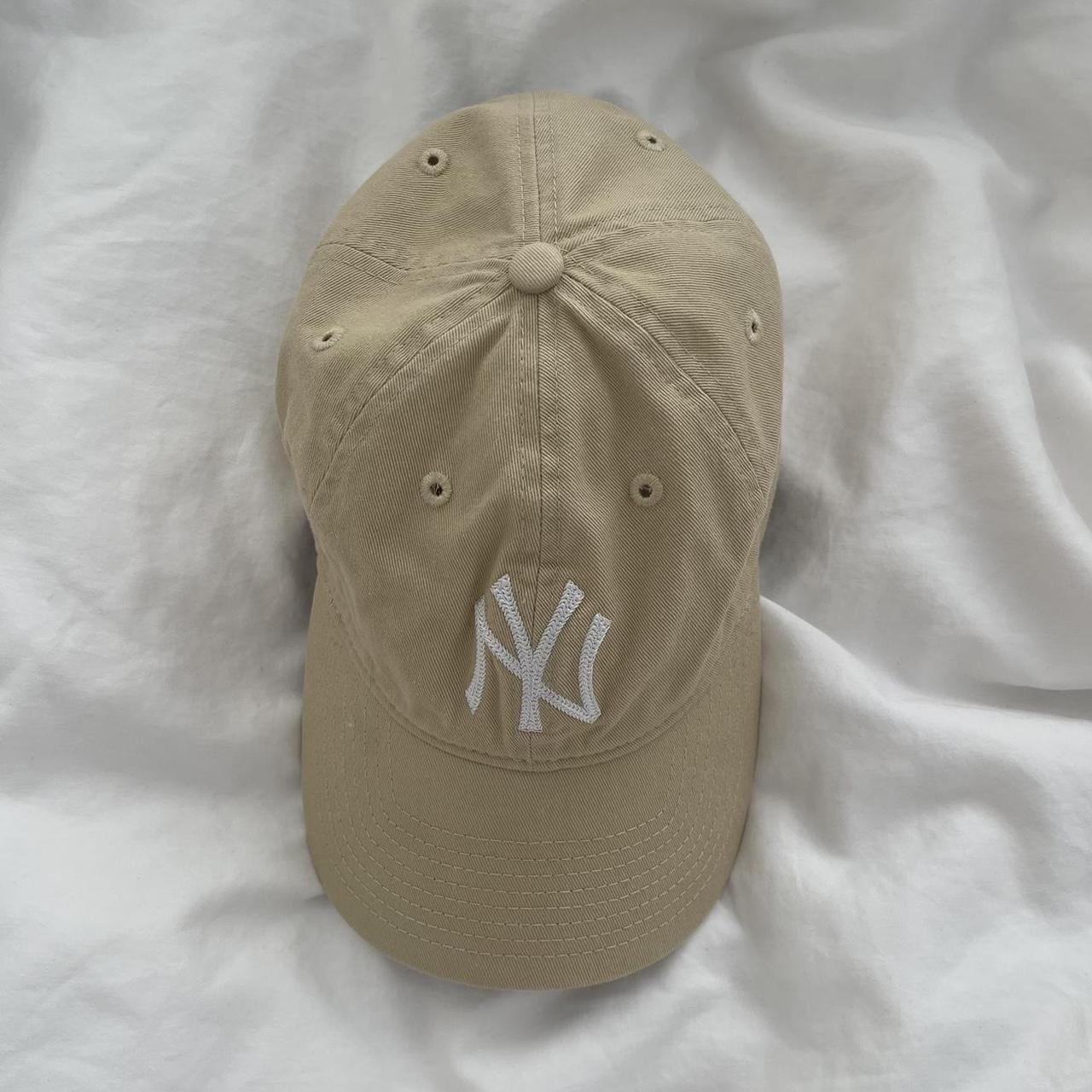 New York Yankees beige cap. - $5.39 shipping - - Depop