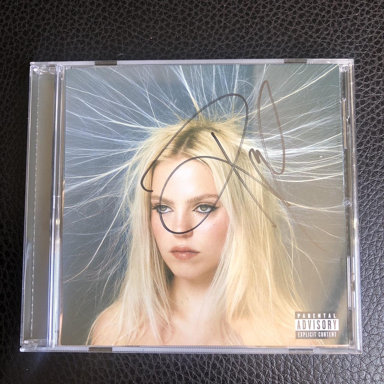 renee rapp snow angel signed cd brand new condition - Depop