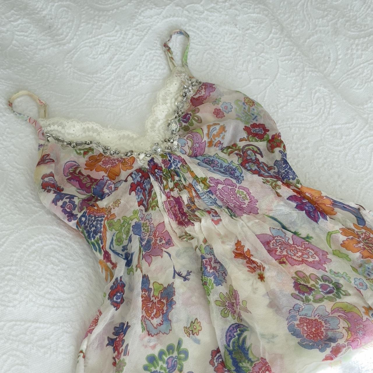 Italian vintage floral cami with lace trim and... - Depop