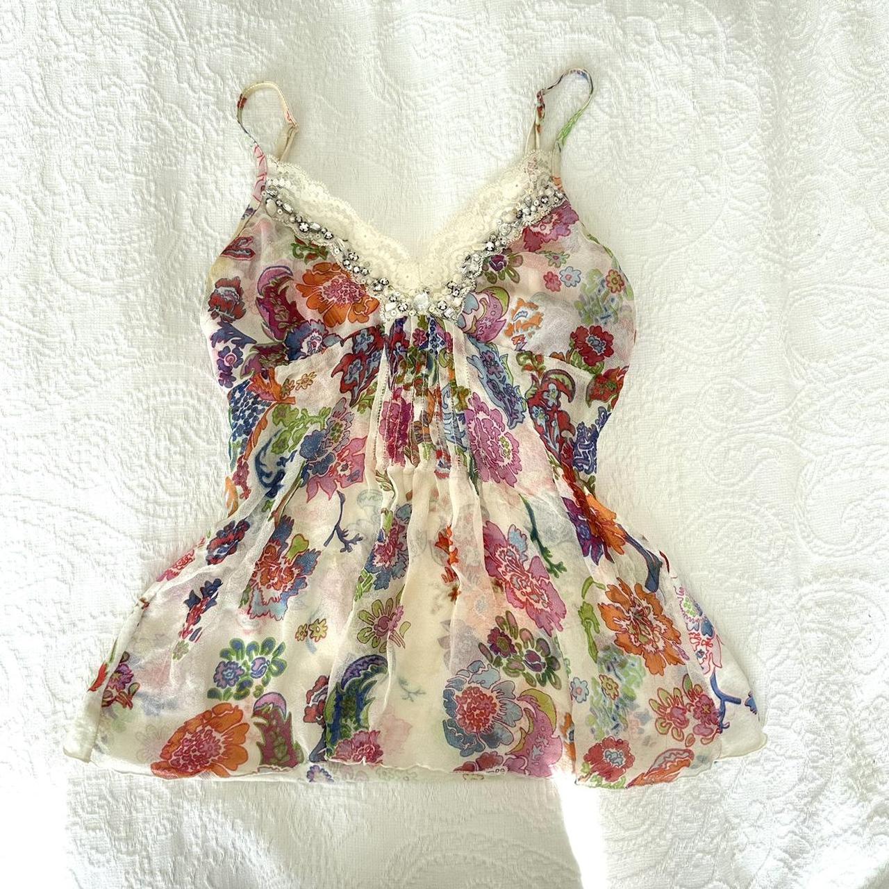 Italian vintage floral cami with lace trim and... - Depop