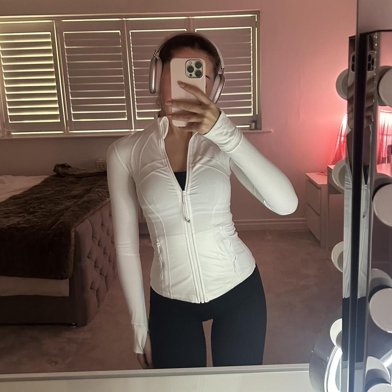 Lululemon define jacket White UK SIZE 6 US 0 Bbl... - Depop