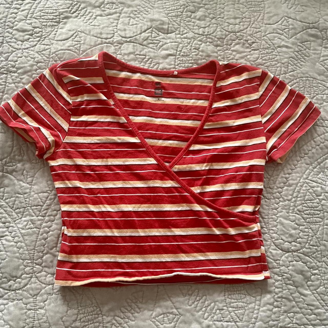 Me to We (PacSun) crop top in a wrap style. V-neck... - Depop