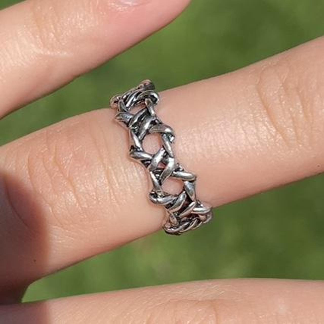 adjustable barbed wire ring 🕷️ #misfits... - Depop