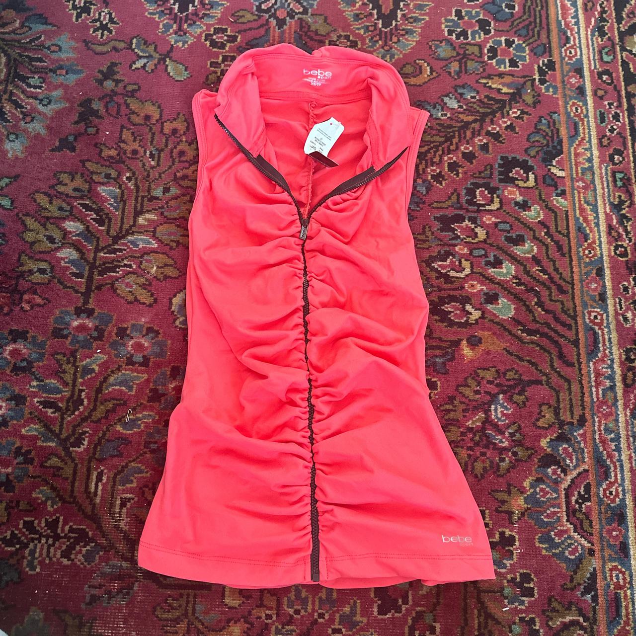 Bebe sport zip up tank top in XS - super stretchy... - Depop