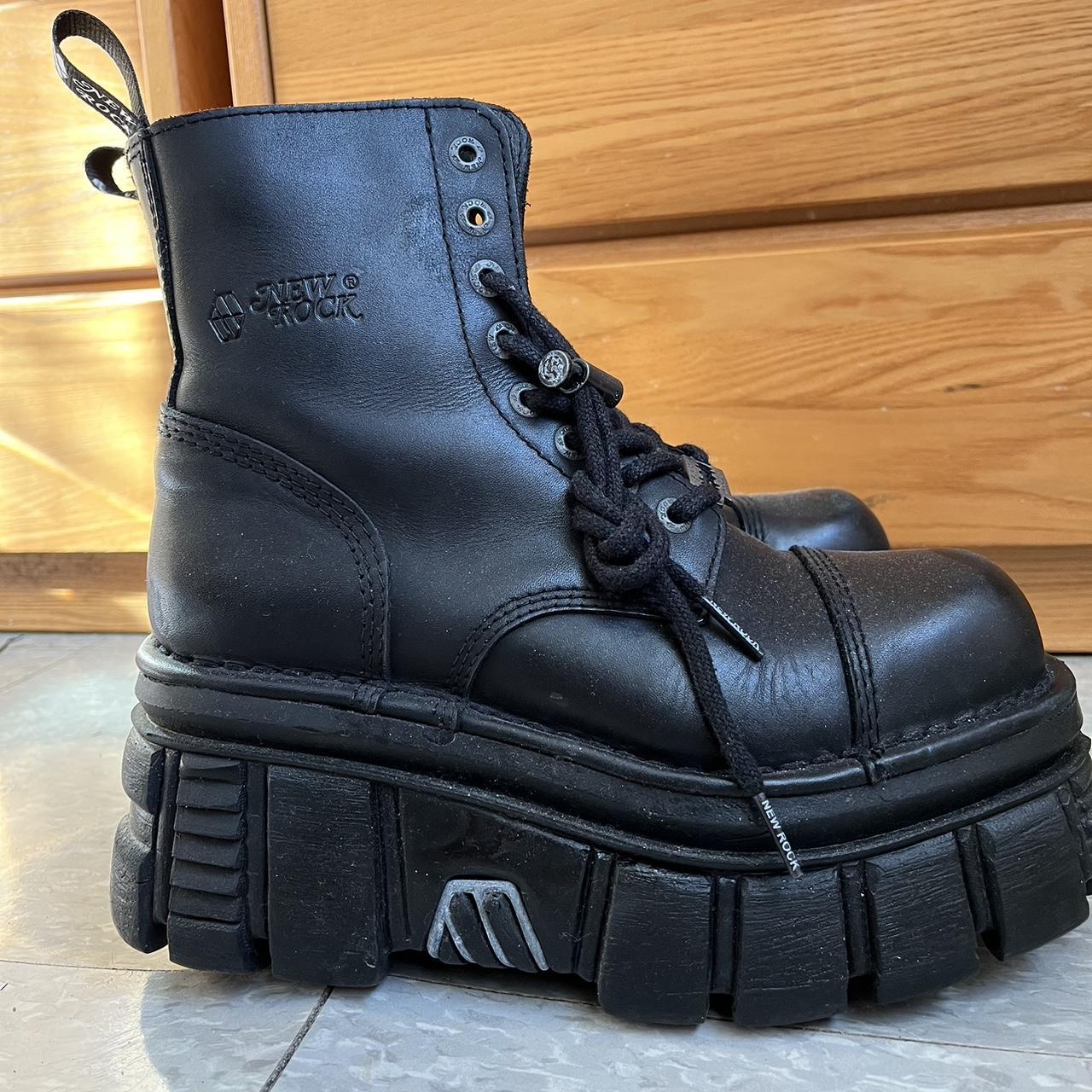 NEW ROCK TOWER COMBAT BOOTS - only used couple... - Depop