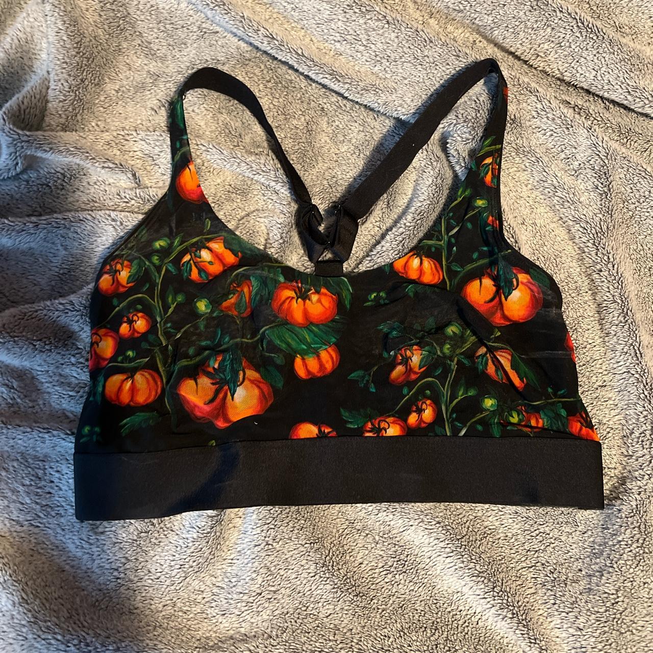 Parade Women's Black and Red Bra | Depop