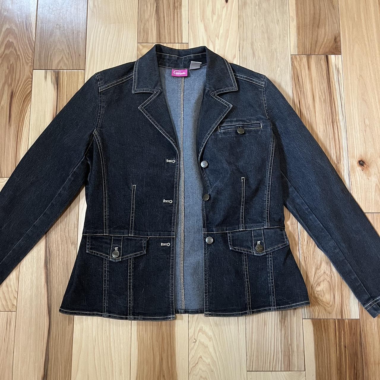 Black jean jacket $14 - Depop