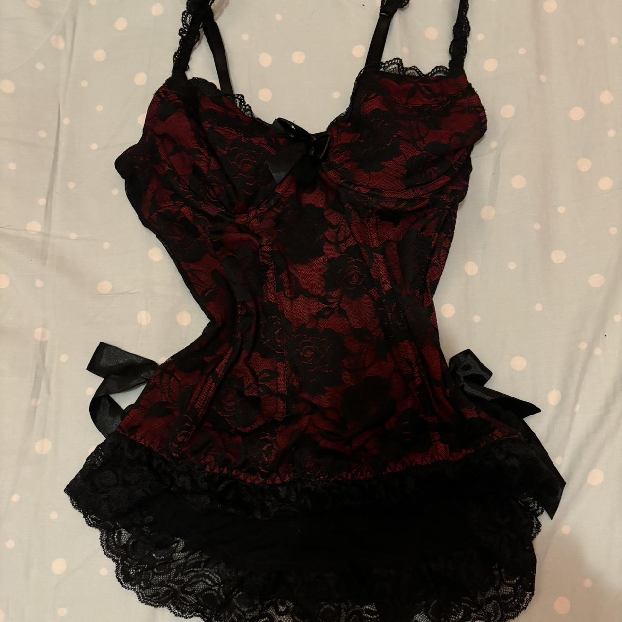 Cute floral vamp corset .thrifted .Small fits like... - Depop