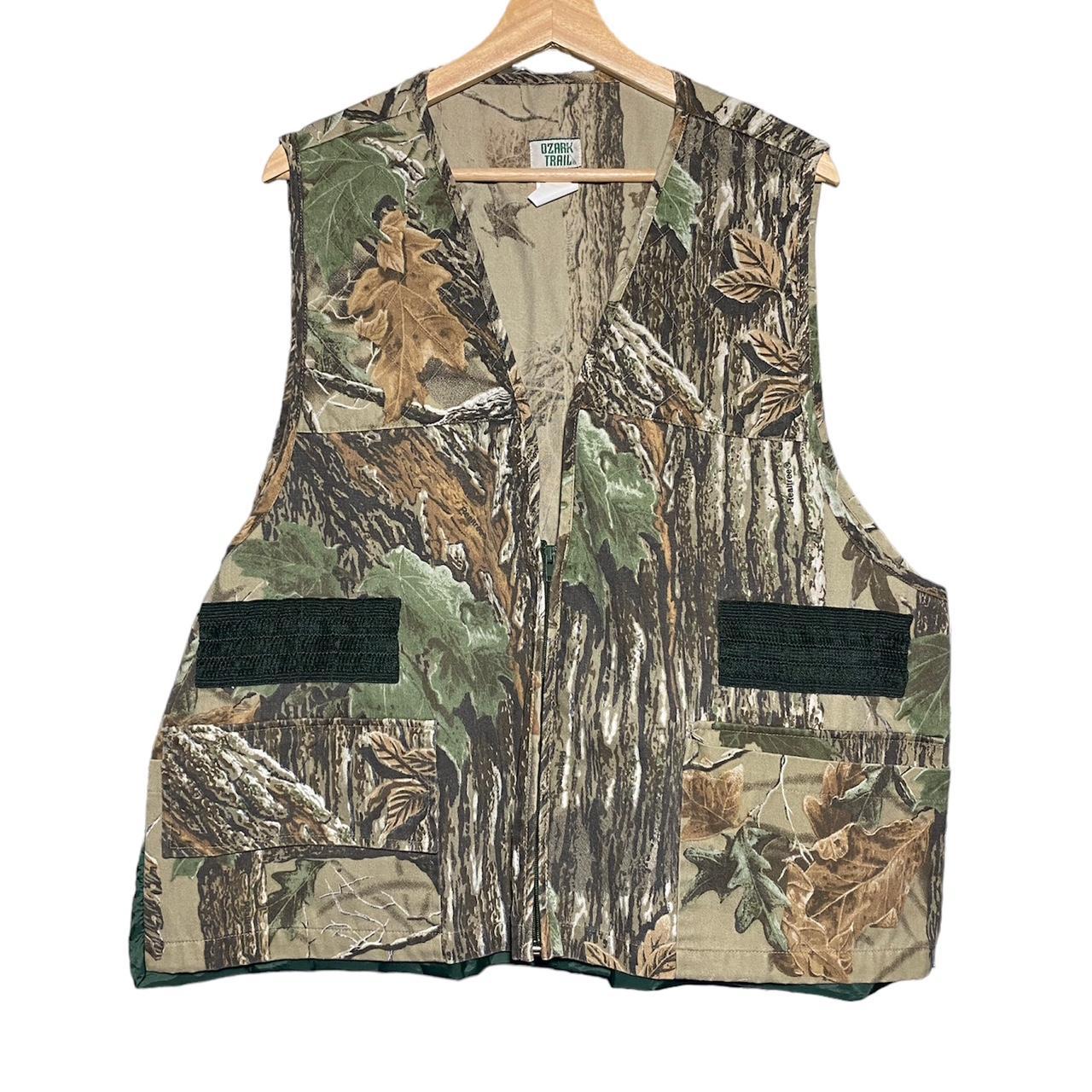 Vintage Real Tree Camo Vest 26x26.5 #realtree... - Depop