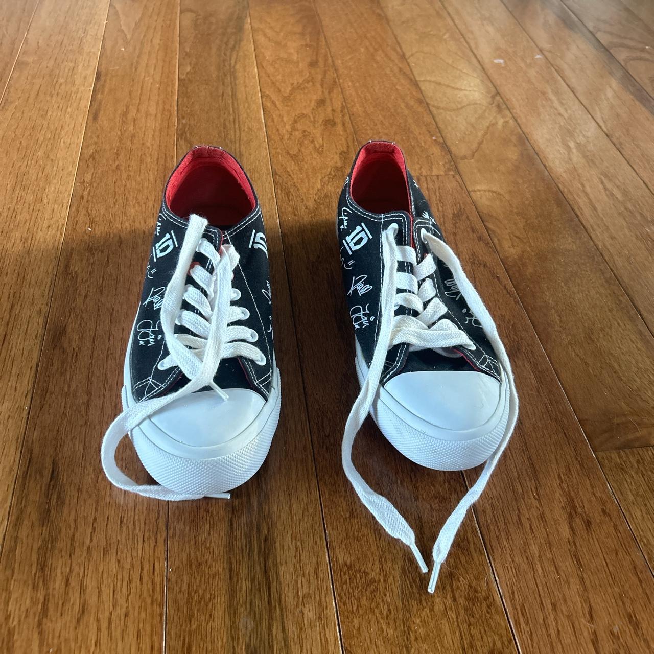 ONE DIRECTION AUTOGRAPHED SHOES size 7 used but... - Depop