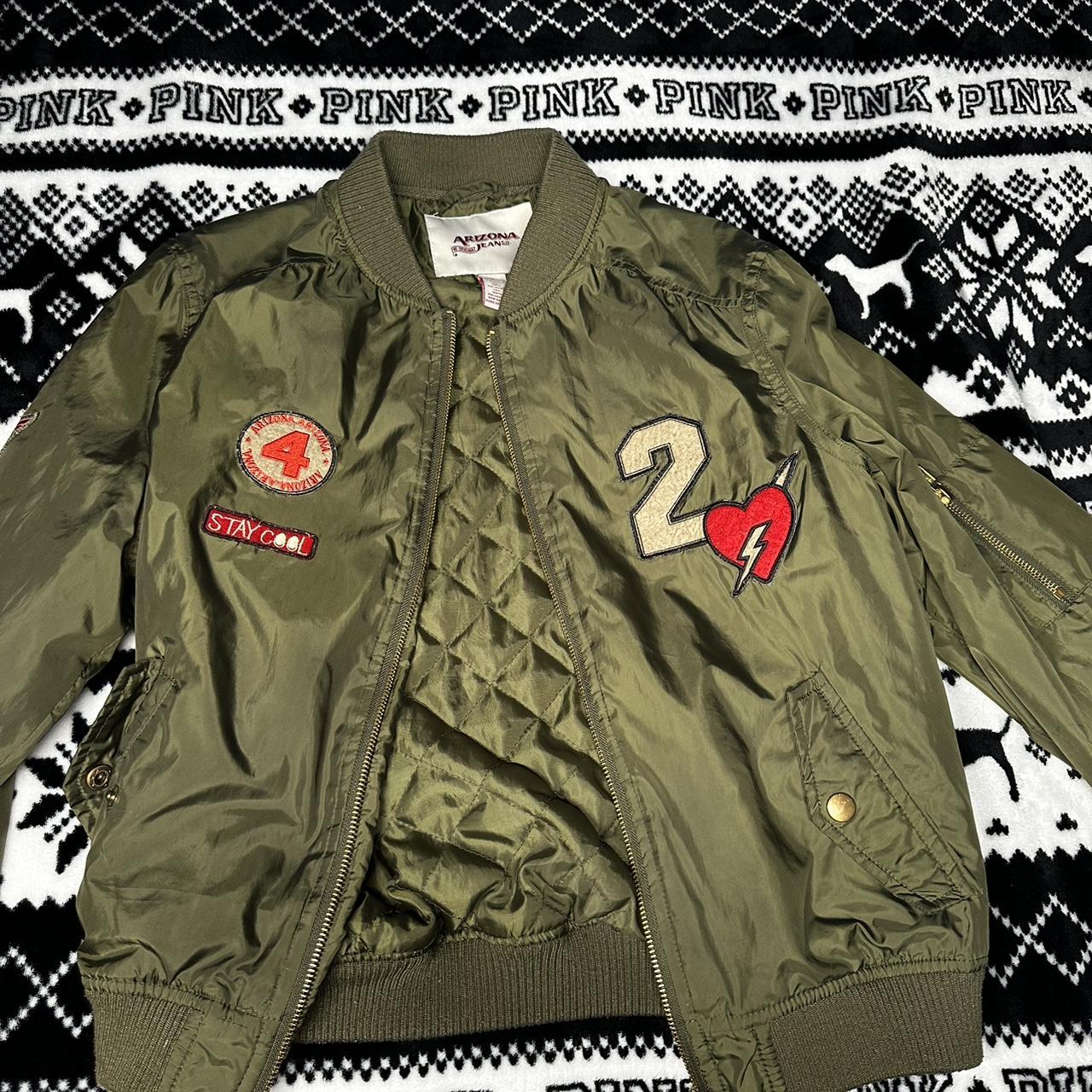 Discontinued Khaki Arizona puffer jacket with... - Depop