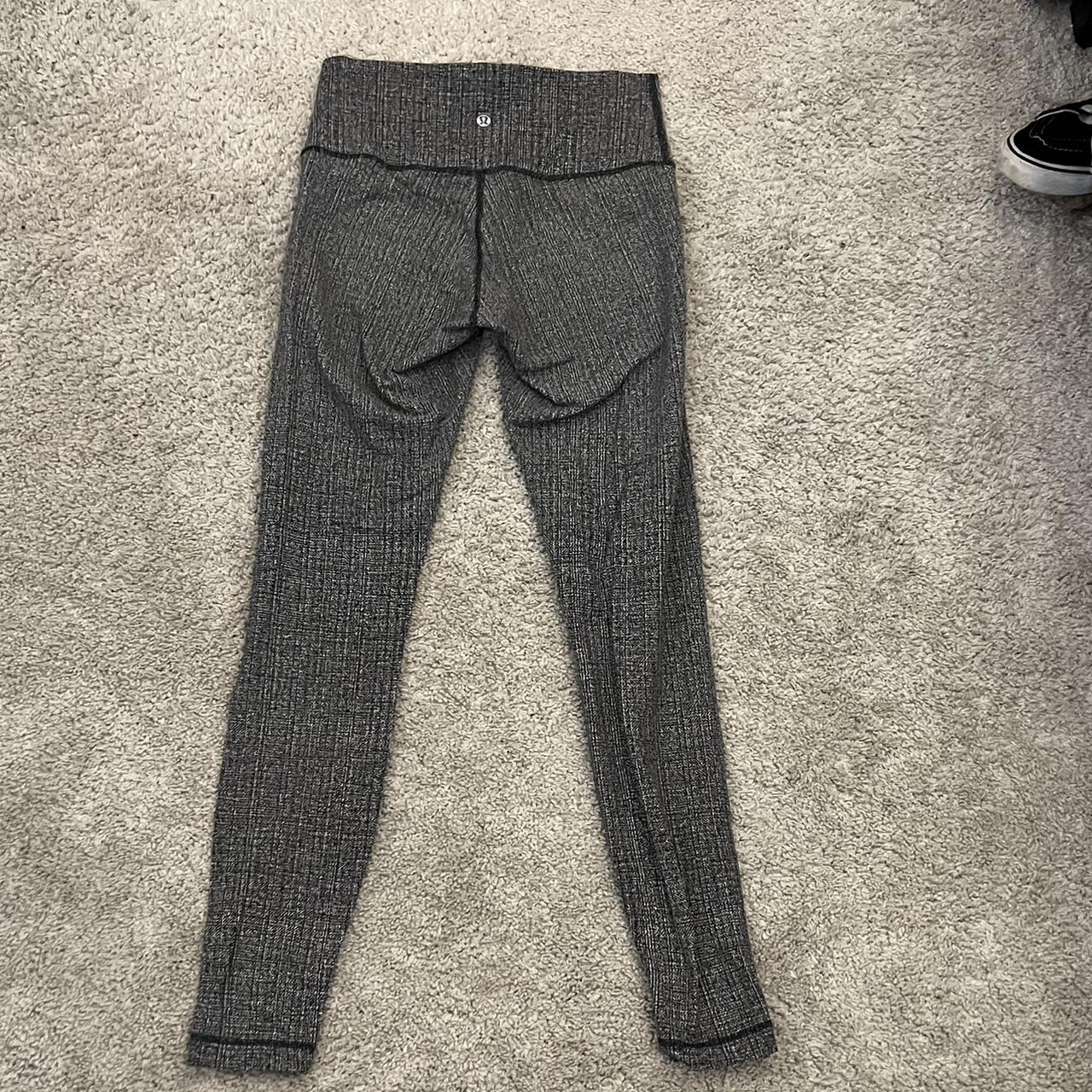 black and white lulu lemons. - Depop