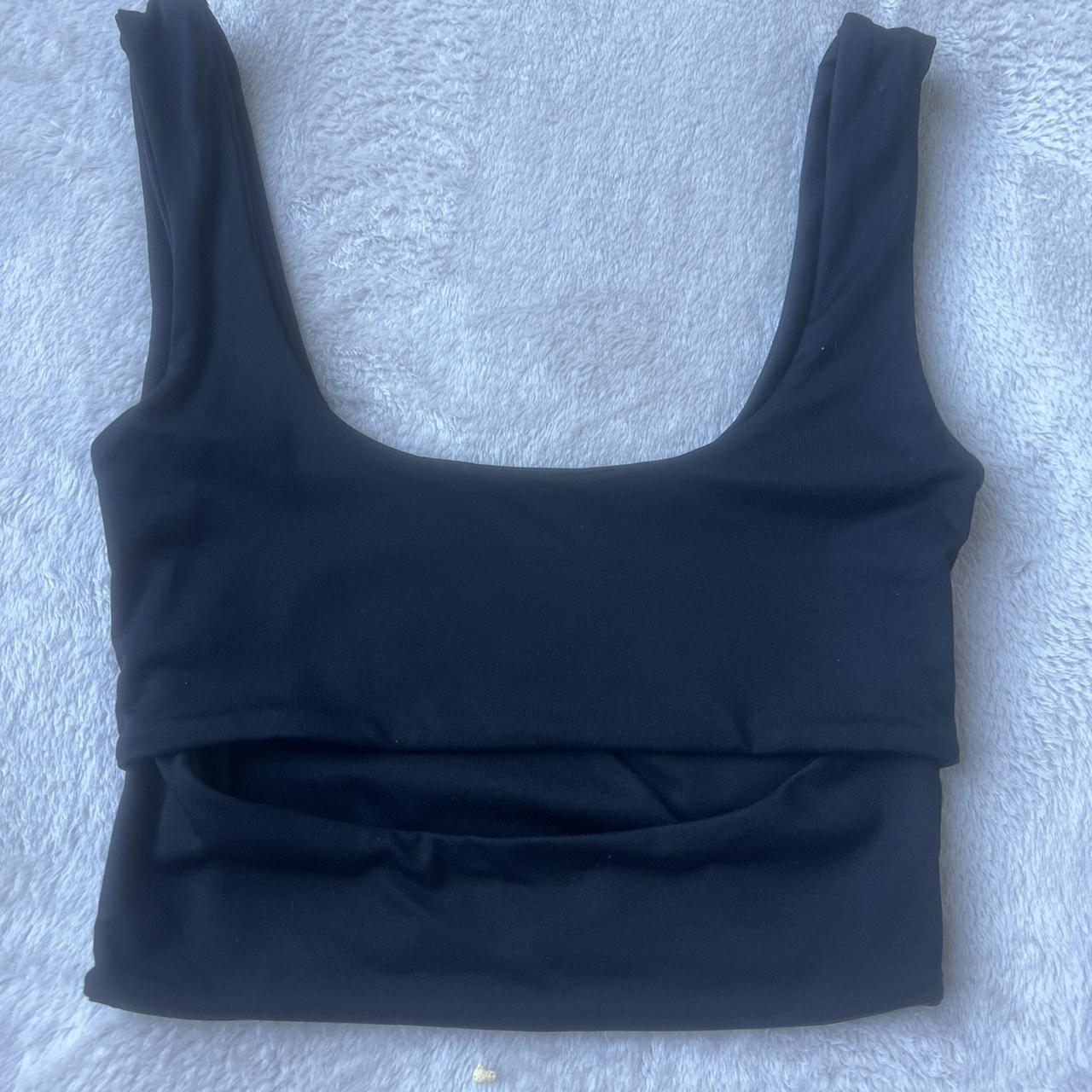 Supre reversible top Never worn 🎱🥌🛹🎬🎤🎹🎮 - Depop